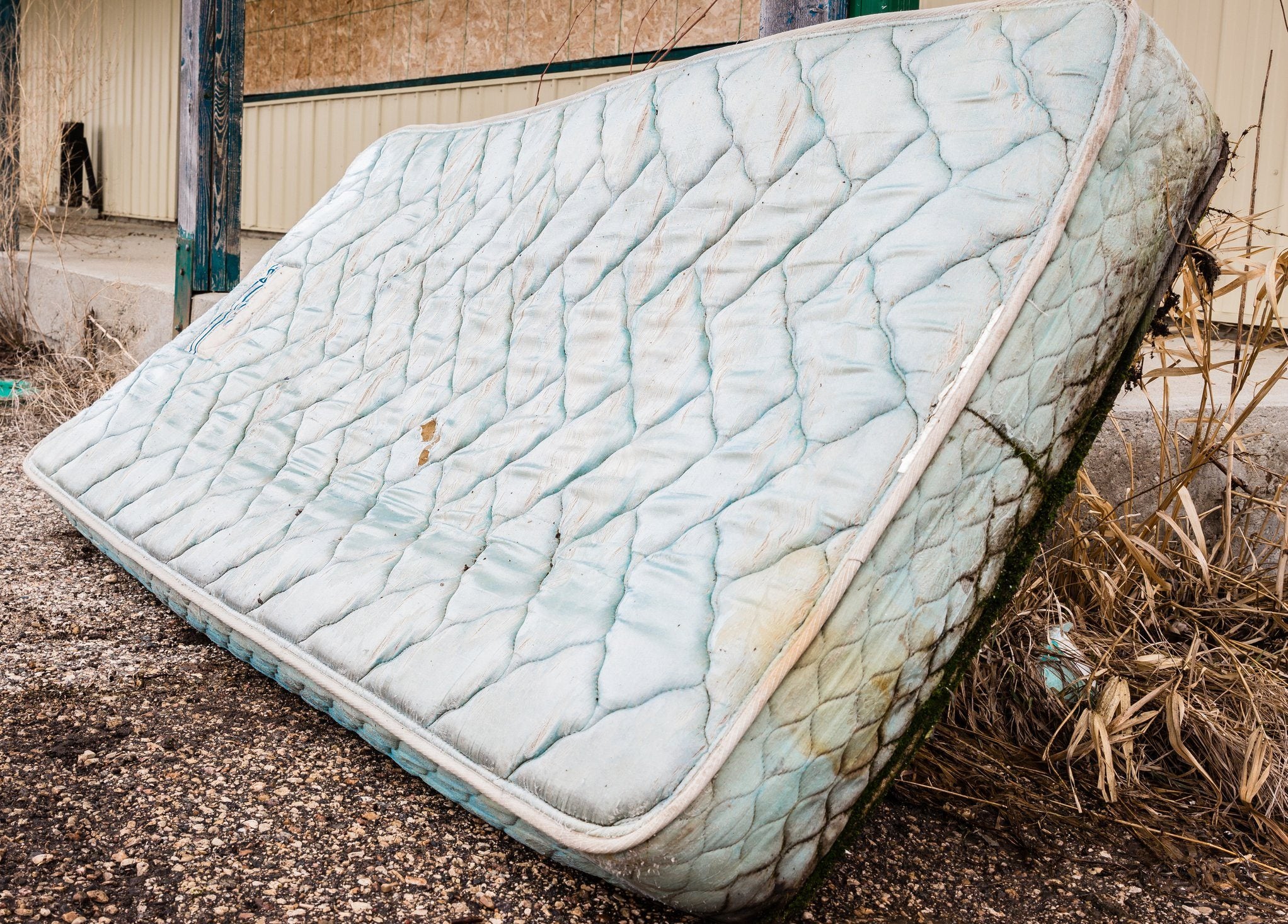 Old Mattress Disposal - Bargain Dumpster